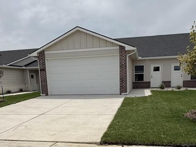 5425 W Rolly St, Wichita, KS 67215