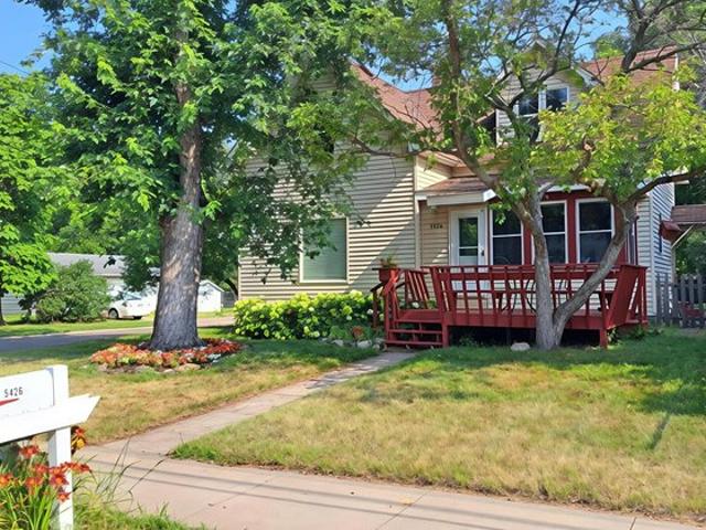5426 th St N, Hugo, MN 55038