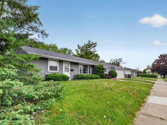 5426 39th Ave