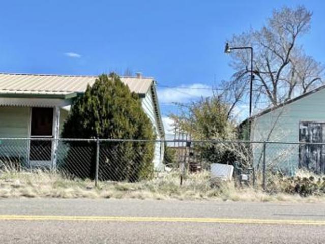 54273 Indian School Rd, Seligman, AZ 86337