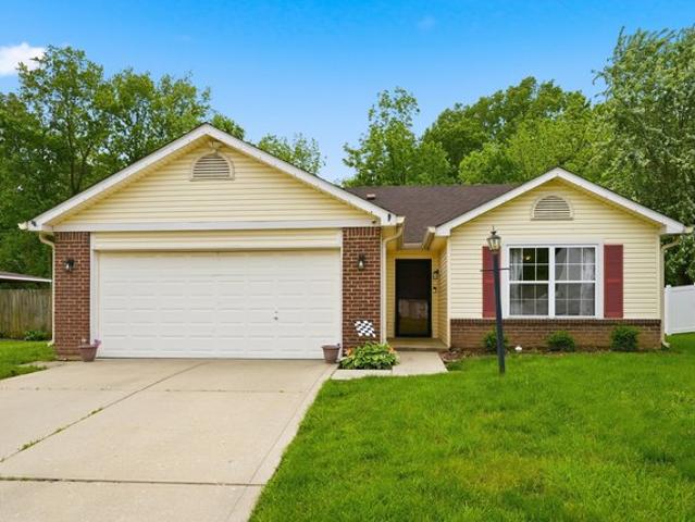 5427 Claybrooke Dr, Indianapolis, IN 46221