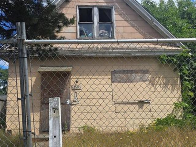 5427 S Oakes St, Tacoma, WA 98409