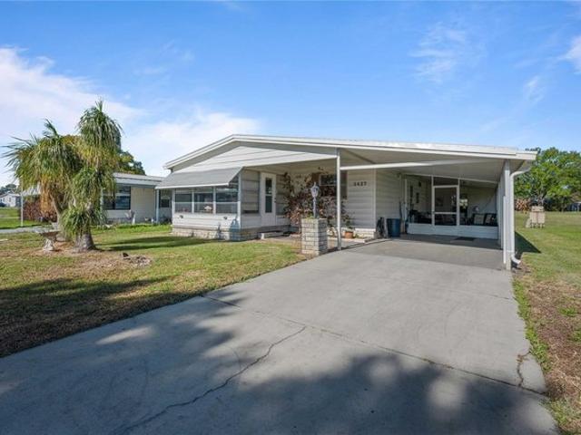 5427 Seville Dr, Zephyrhills, FL 33541
