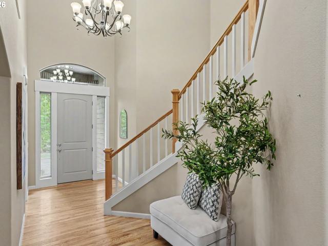 5428 swallow tail st