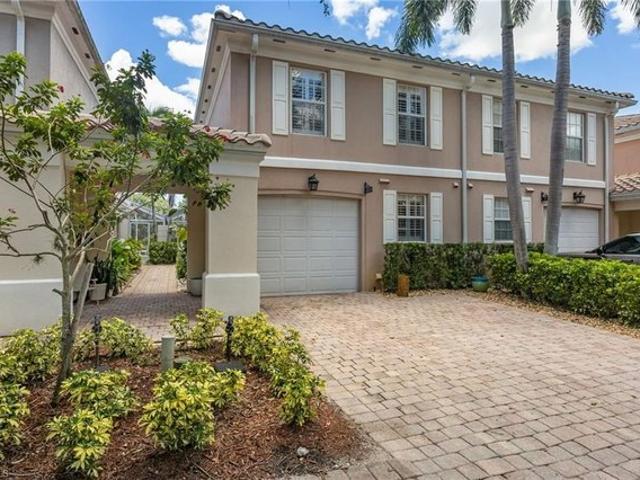 5429 Cove Cir Unit 109, Naples, FL 34119
