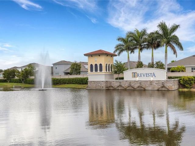 5429 Tripoli Dr, Palmetto, FL 34221