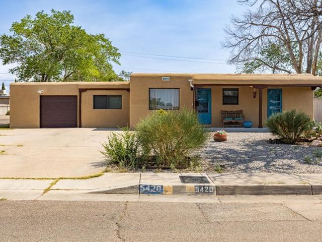 5420 Mountain Rd NE, Albuquerque, NM 87110