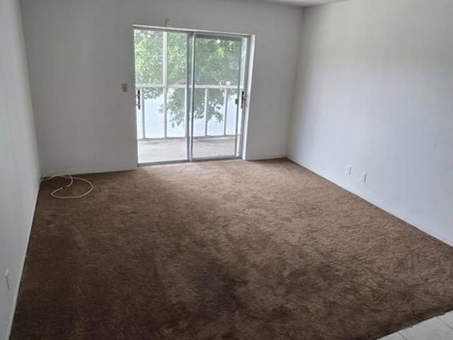 5420 NW 11th St Apt 202, Plantation, FL 33313