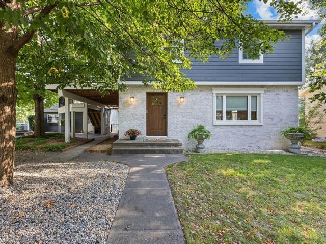 5420 NW 66th Ave, Johnston, IA 50131