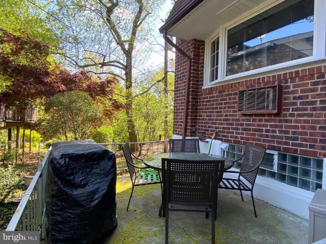 5420 Hermit Terrace