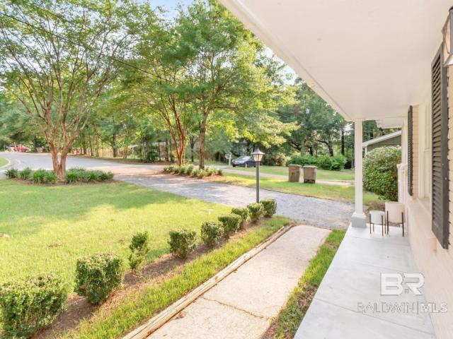 5420 Lusann Drive