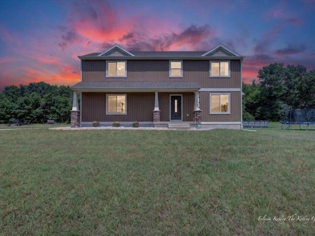 5420 S Kathryn Ln, Newaygo, MI 49337