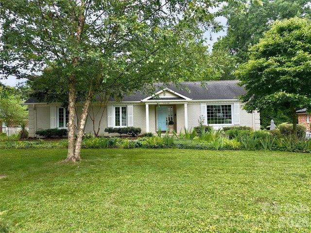 5420 Topping Pl, Charlotte, NC 28209