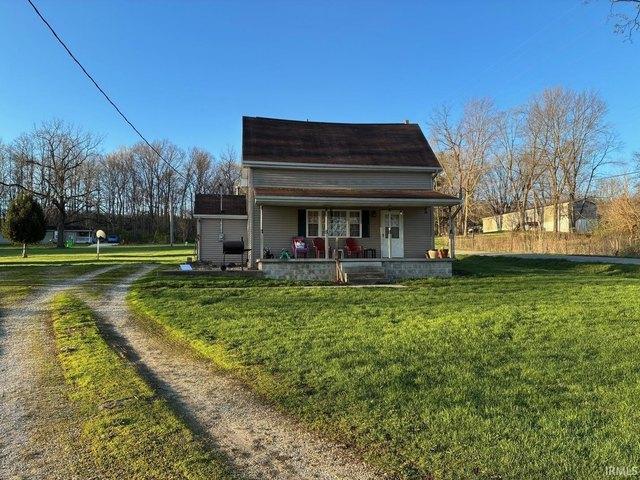 5421 N Riverside Rd, Attica, IN 47918