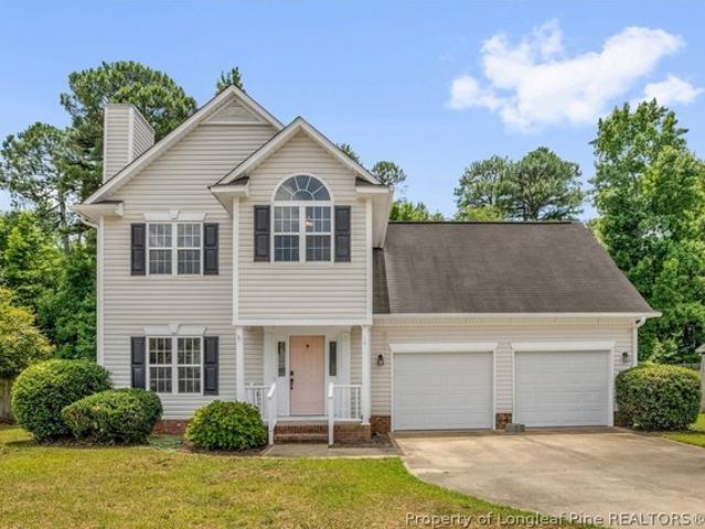 5421 Biscoe St, Hope Mills, NC 28348