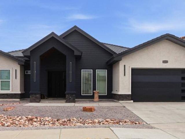 5421 Doug Allan Ln, El Paso, TX 79932