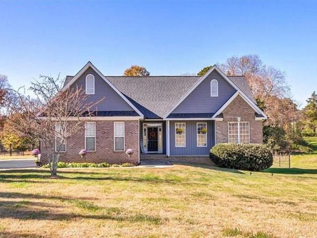 5421 Jesse Small Rd, Randleman, NC 27317