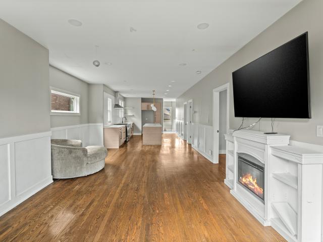 5421 W 30TH Place