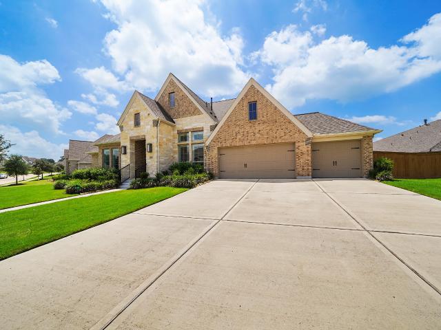 5422 Farm Hill Way