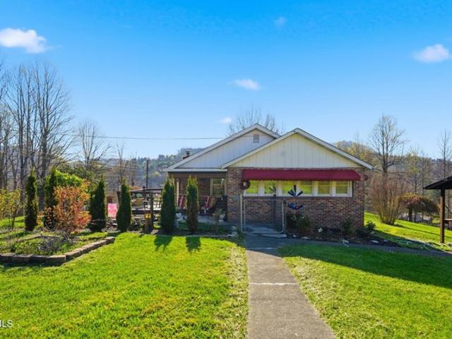 5422 Penwood Dr, Coeburn, VA 24230