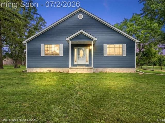54230 Card Rd, Macomb Township, MI 48042