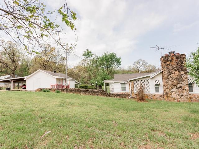 5423 S 226th Road