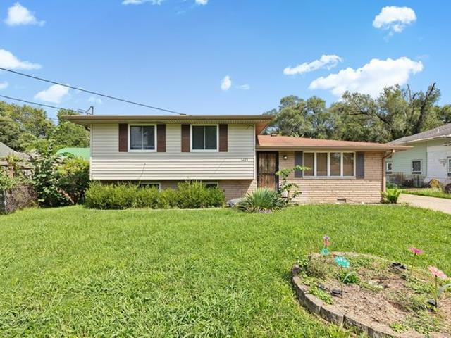 5423 S Victoria Dr, Indianapolis, IN 46217