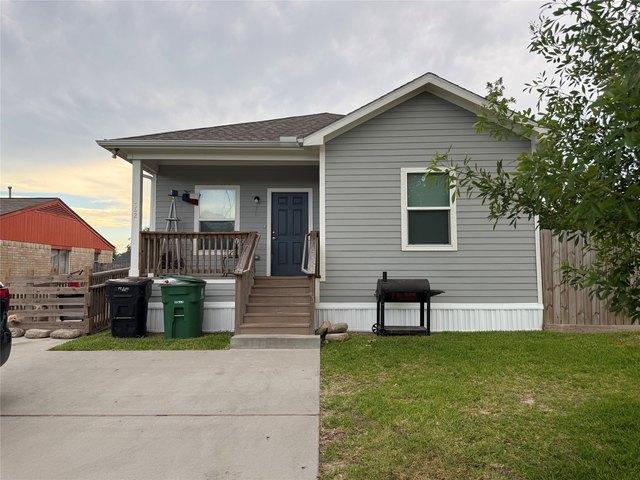 542 Coolwood Dr, Houston, TX 77013
