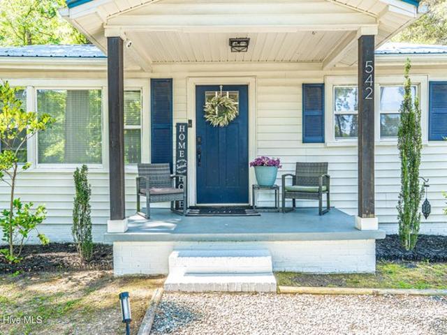 542 Amos Bridges Rd, Sanford, NC 27330