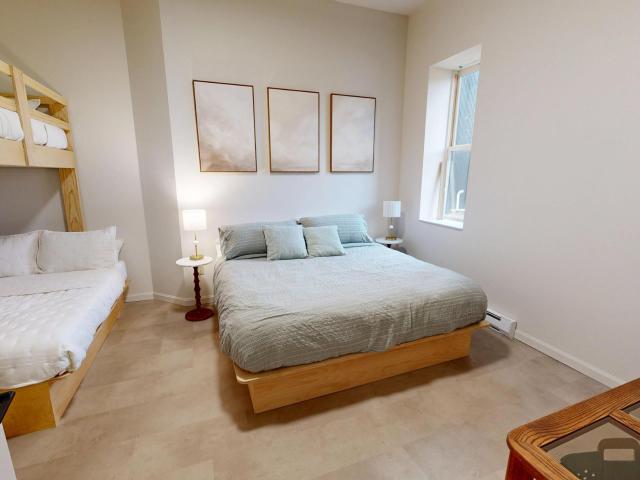 542 Benson Avenue SW # 110