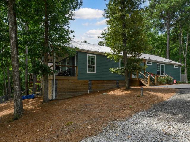 542 Bluff Way Drive