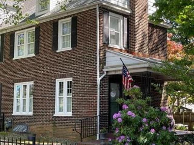 542 Goepp Cir, Bethlehem City, PA 18018