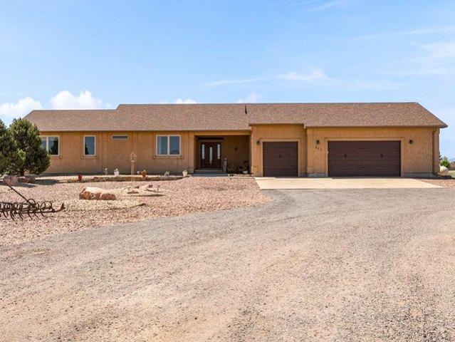 542 E Abeyta Dr, Pueblo West, CO 81007