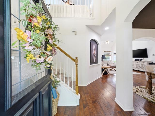 542 Ivy Cross Lane