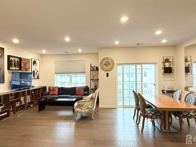 542 Lorhan Dr, Piscataway, NJ 08854 | MLS #2614 R | Compass