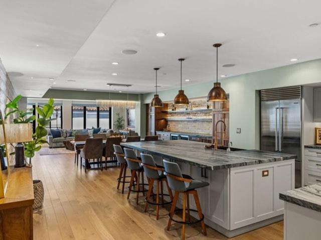 542 Lighthouse Ave Unit 210, Pacific Grove, CA 93950