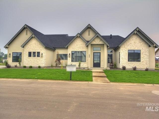 542 Midpoint Ave, Middleton, ID 83644