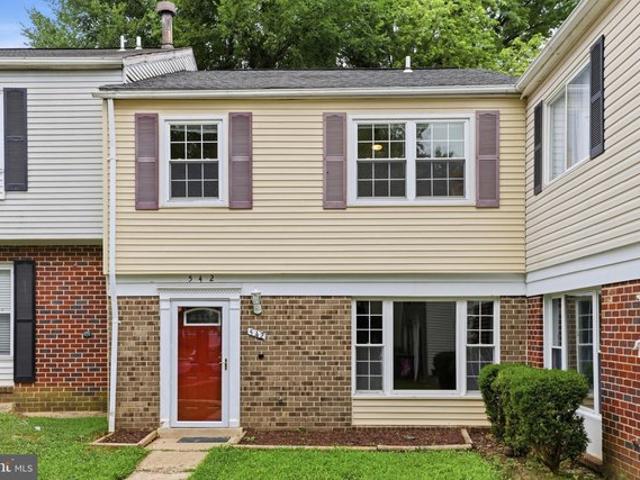 542 Peacock Dr, Landover, MD 20785