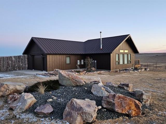 542 Piskun Rd, Choteau, MT 59422