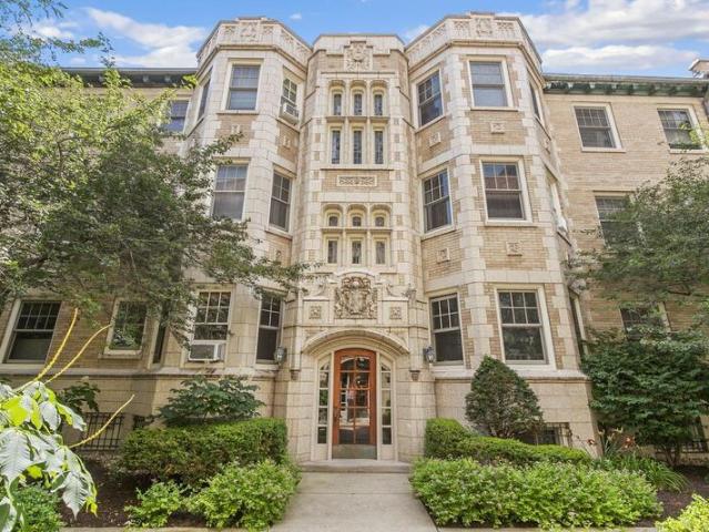542 W Brompton Avenue, 1S, Chicago, IL 60657