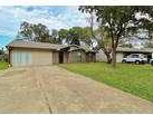 542 W Ferndale Lane Grand Prairie Texas 75052