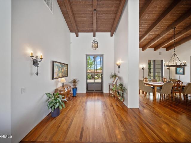 5434 E Camel Hill Rd, Phoenix, AZ 85018 | MLS #7017