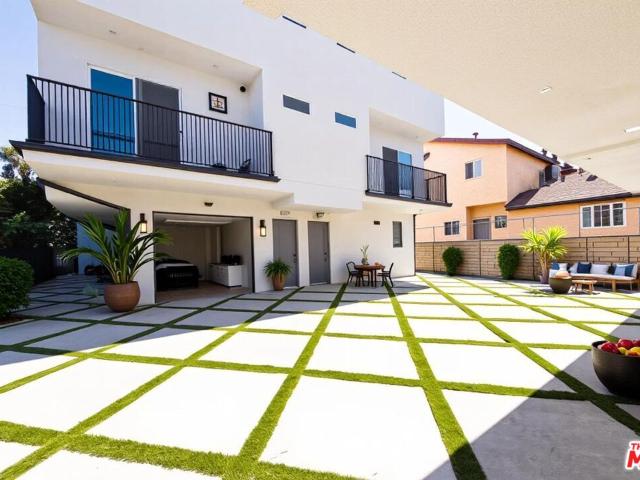 5434 1/2 Romaine St, Los Angeles, CA 90038 | MLS #26737 | Compass