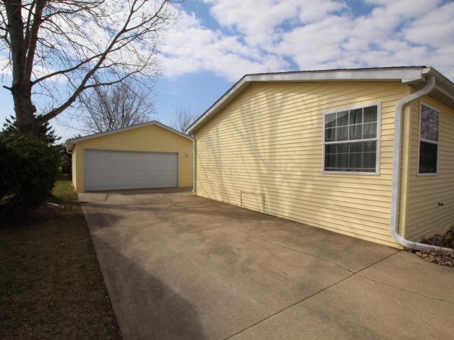 5435 Autumn Ash Lane