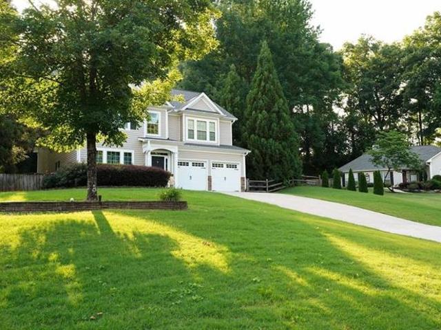 5435 Cowart Ct, Cumming, GA 30040