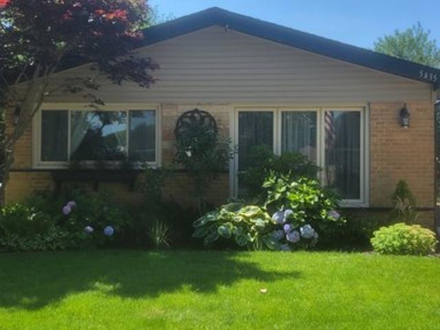 5435 Reba St, Morton Grove, IL 60053