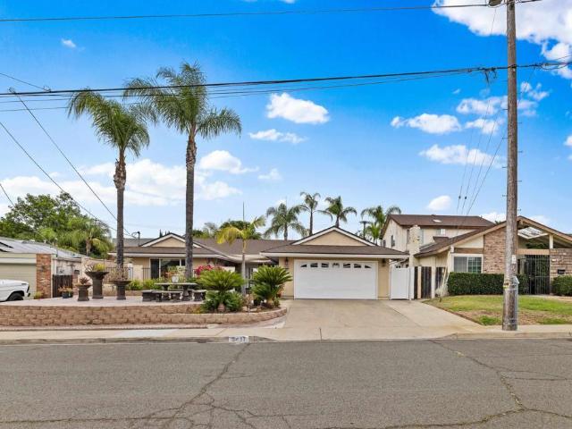 5437 Chaparajos Ct