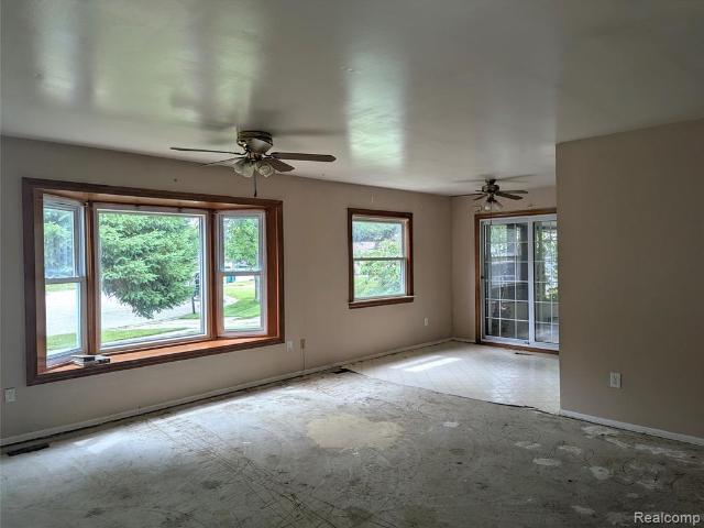 5438 Grayfield Circle