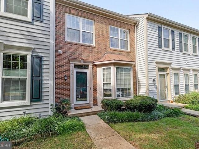5438 Summer Leaf Ln, Alexandria, VA 22312
