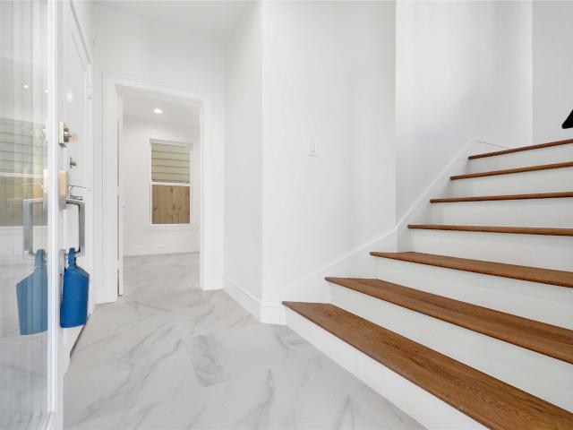 5439 Darling St, Houston, TX 77007 | MLS #75253 | Compass